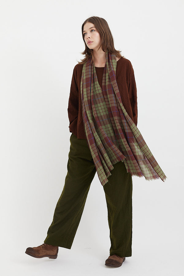 SCARVES – Scarlet Jones